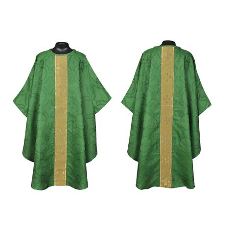 M0A Green Gothic Vestment Mass Set Green With Yellow Gold Low Mass