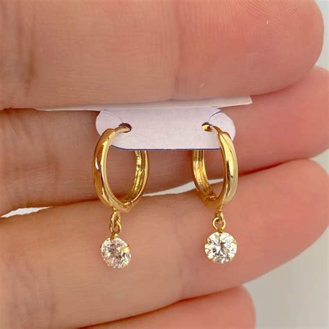 Brinco de Argola Ouro 18K Zircônia Pendente