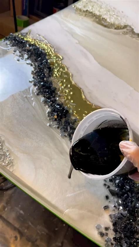 A Beginner S Guide To Resin Art Video Video I 2024 Kreativ Sake