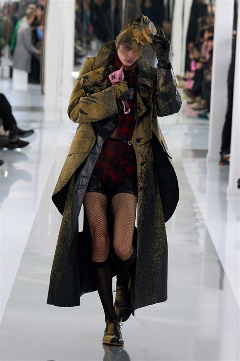 컬러와 핏 디테일로 한층 과감해진 Maison Margiela 23 F W Ready to Wear VISLA Magazine