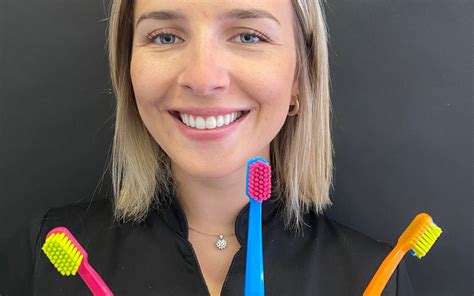 Como escovar os dentes corretamente You Clínica Dentária
