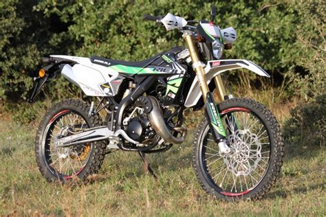 Ficha técnica de la Rieju MRT 50 Pro 2014 Masmoto es