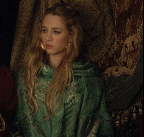 Olivia Damencourt Reign A Chill In The Air Season 1 Episode 5 Reign Fashion Reign Tv