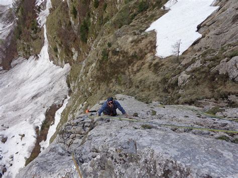 Plezanje v Karnijskih Alpah Alpinistični klub Črna na Koroškem