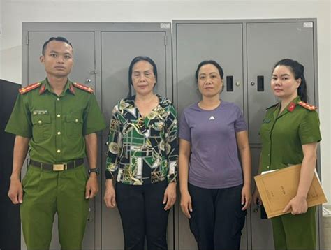 Bắt giữ 2 đối tượng chạy án liên quan vụ vận chuyển 716 viên kim