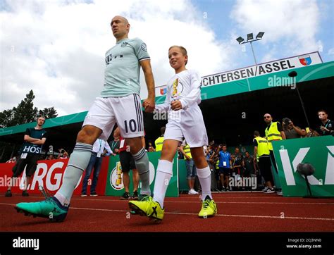 Fußball DFB Pokal erste Runde SV Drochtersen Assel gegen Bayern