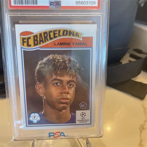 PSA 10 GEM MT Lamine Yamal 2023 Topps Living Set 596 Rookie Card