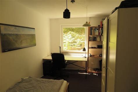 Helles Zimmer in 4 er WG in Ehrenfeld für einen Monat im März zur