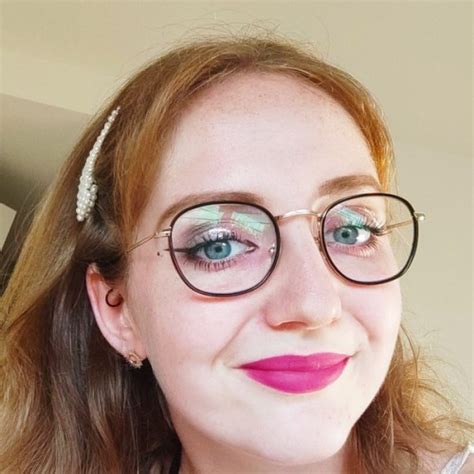 Lucie sur Yvette Etudiante en magistère de physico chimie à l