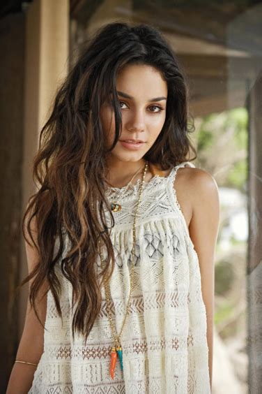Mundo Fotos Fake Vanessa Hudgens