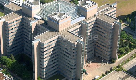 Frankfurt am Main aus der Vogelperspektive Atricom Bürohaus in