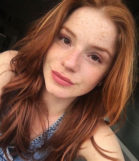 Pin By Tiago Tamark On The Redhead Selfie Board Girls With Red Hair Red Hair Woman Beautiful