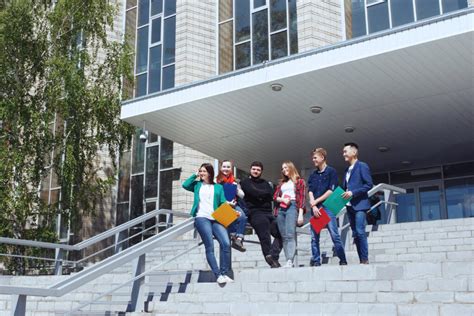 Top Des Meilleures Coles De Commerce Post Bac Pour Parcoursup