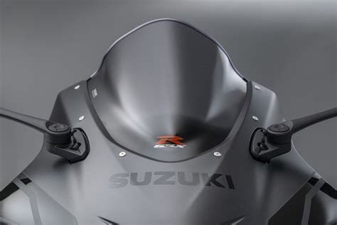 Espectacular Suzuki GSX R 1000R Phantom una siniestra versión