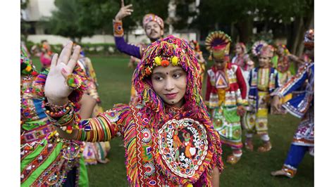 In Pictures Women Practice Garba Ahead Of Navratri Festival