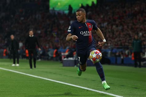 Paris Saint Germain Kylian Mbappé officialise son départ La Presse
