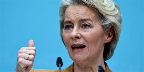 Ursula Von Der Leyen Besucht Am Zweiten Kriegs Jahrestag Kiew