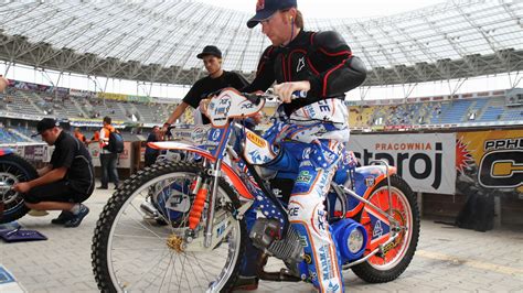 U El Jason Crump Upad W Meczu Ligi Brytyjskiej I Znalaz Si W