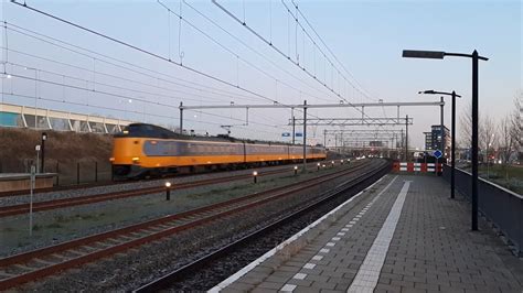 ICMm 4212 Als Trein 2052 Amersfoort Den Haag Door Station Den Haag