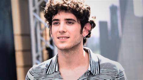 Nicolas Maupas Si Racconta L Adolescenza L Amore Per Il Cinema E L