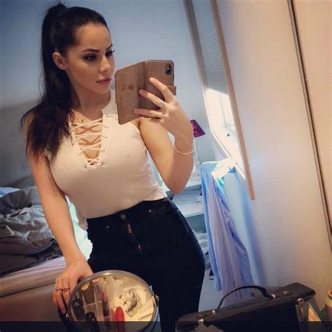 Picture Of Sara Nicole Andersen