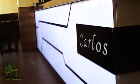 Bridoor S L Pizzeria Carlos Alcalá de Henares con puertas lacadas rojas