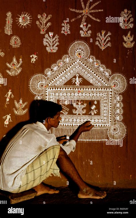 Warli Paintings Maharashtra India Hi Res Stock Photography And Images
