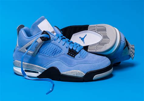 Air Jordan 4 Retro University Blue Sneaker Steal