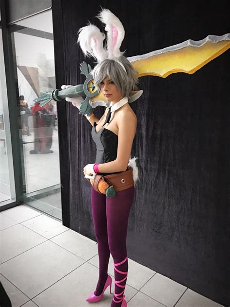 Battle Bunny Riven Cosplay By Vietneri On Deviantart
