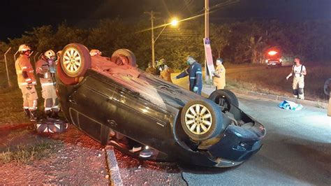 Jovem de 21 anos morre após capotar carro em rodovia no DF Distrito