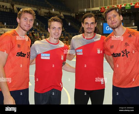 Handball Der Nationalmannschaft Hi Res Stock Photography And Images Alamy