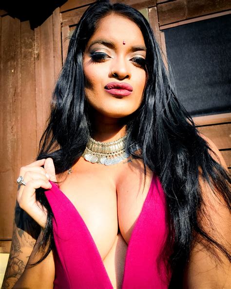 TW Pornstars 2 Pic Sam Singh Twitter Its The Sunshine For Me Are