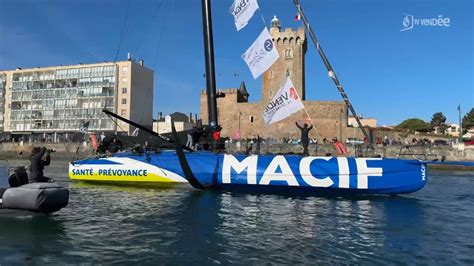 Le skipper Macif Charlie Dalin vainqueur de la New York Vendée 2024