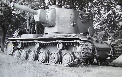 Added A Section On Beutepanzer PzKpfw 754 R KV 2 Nevington War Museum