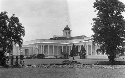 Sejarah Kota Bogor Dari Masa Kerajaan Hingga Masa Kolonial Belanda