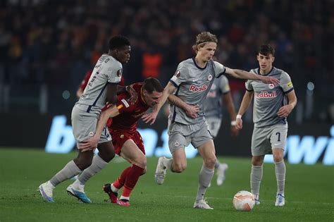 Europa League Roma Salisburgo 2 0 Mourinho Agli Ottavi