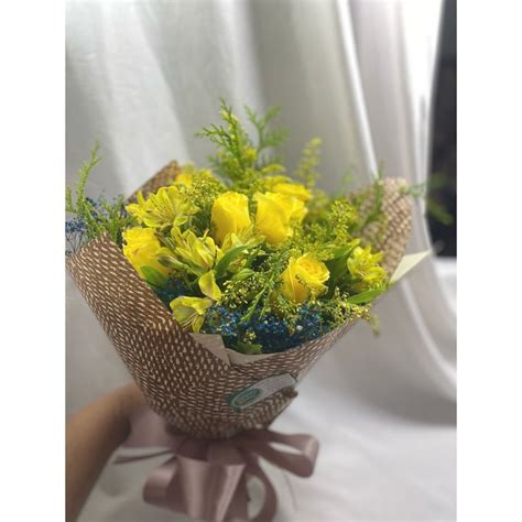 Buquê de Rosas Amarelas Floricultura Nosso Cantinho