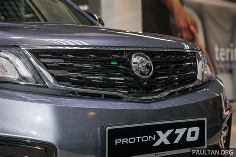 2022 Proton X70 MC 1 5 TGDi Premium 2WD Preview Space Grey Ext 9 Paul