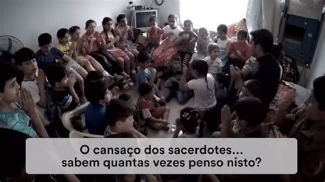 Os sacerdotes na sua missão pastoral O vídeo do Papa Julho 2018