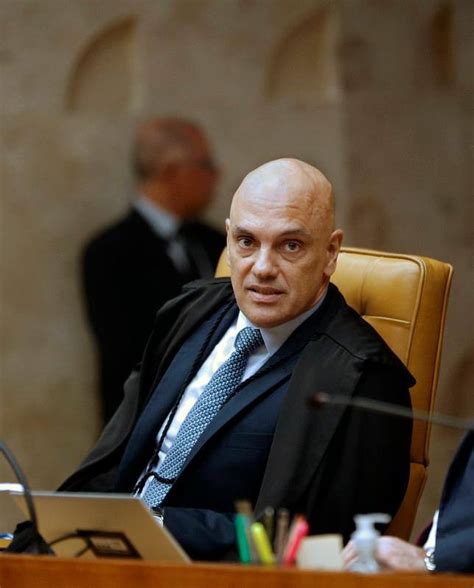 PF vê indício de agressão a filho de Moraes e STF retira o sigilo do