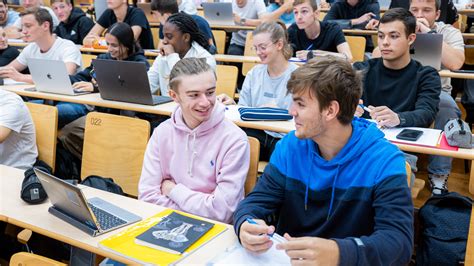 Licence STAPS Tronc Commun Faculté des Sciences du Sport