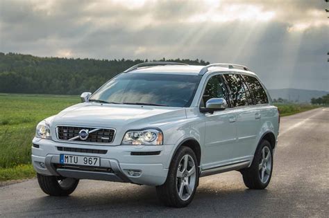 Fiche Technique Volvo XC90 D5 AWD 2013
