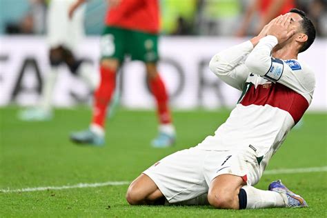 Tổng hợp 50 hình ảnh ronaldo khóc tại các trận đấu đầy cảm xúc