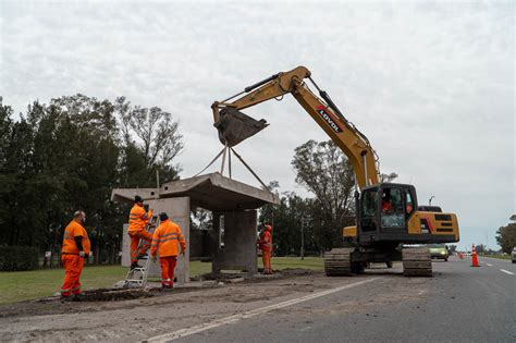 Seguridad en la autovía 2 nuevos refugios y pasarelas peatonales