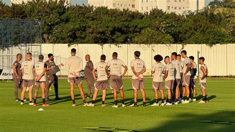 novidades Corinthians se reapresenta após derrota para o Palmeiras