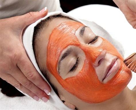 6 Manfaat Masker Tomat Untuk Wajah Yang Jarang Diketahui