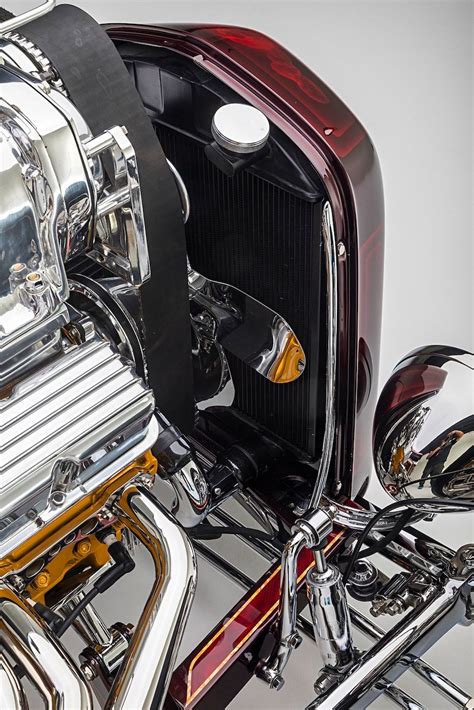 4 6l Modular Ford V8 Swap And Stealth Details Put This 1940 Ford Coupe