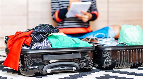 Qué llevar en la maleta de viaje 10 cosas imprescindibles para llevar