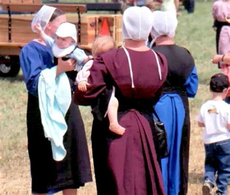 Young Mothers Visiting Together At An Action Sale Amish Auctions ~ Sarahs Country Kitchen