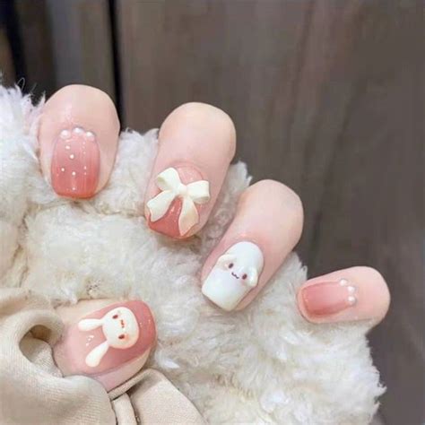 Gợi ý 20 mẫu nail xinh xắn cho mùa thu 2022